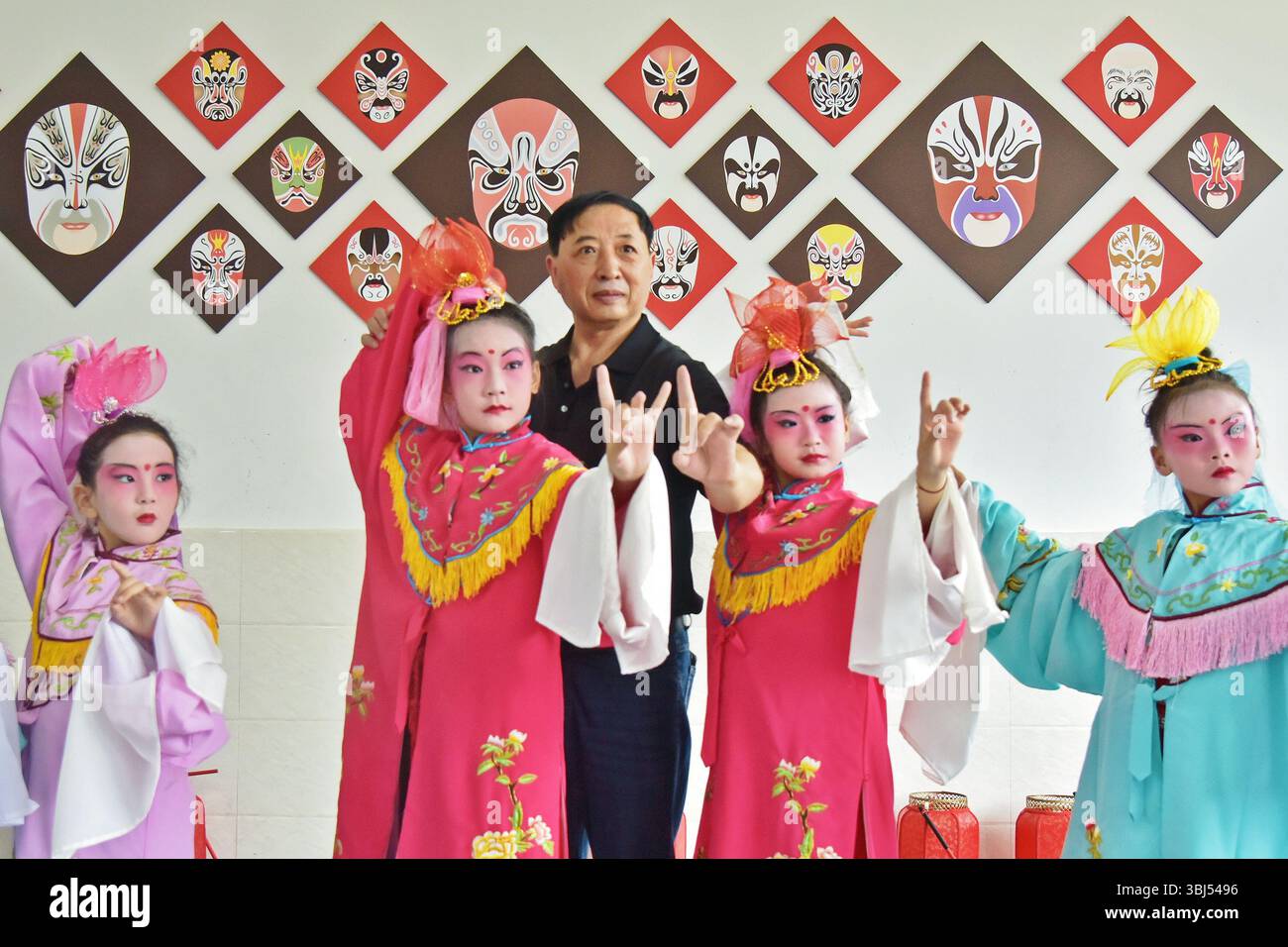 RUGAO, CHINA - JUNE 13, 2025 - Primary school students of the Peking ...