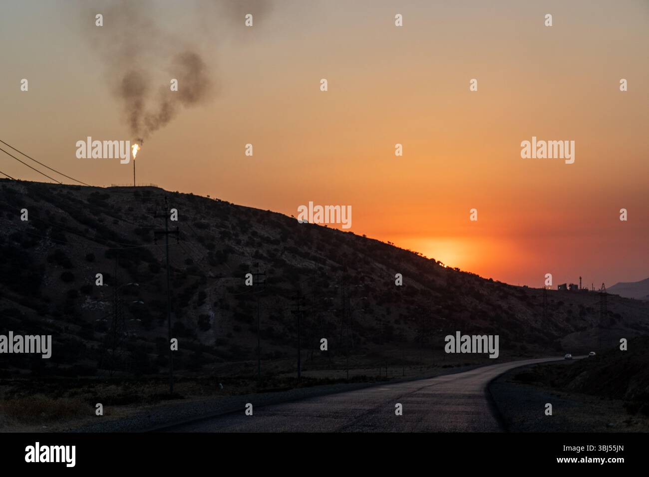 Natural gas flare stack burning hi-res stock photography and images - Alamy