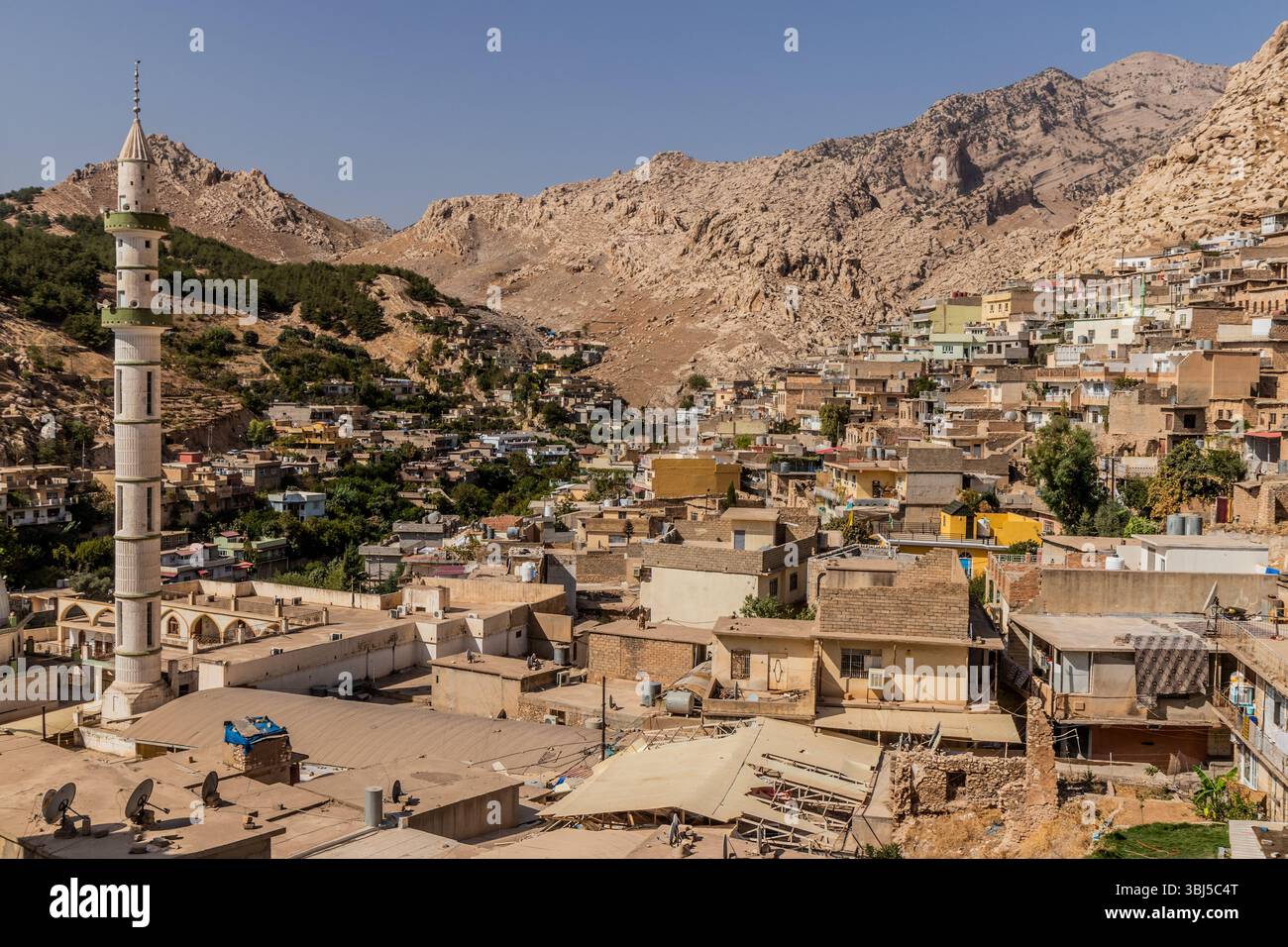 Aerial view of Akre town with the Great Mosque, Kurdistan Region of ...
