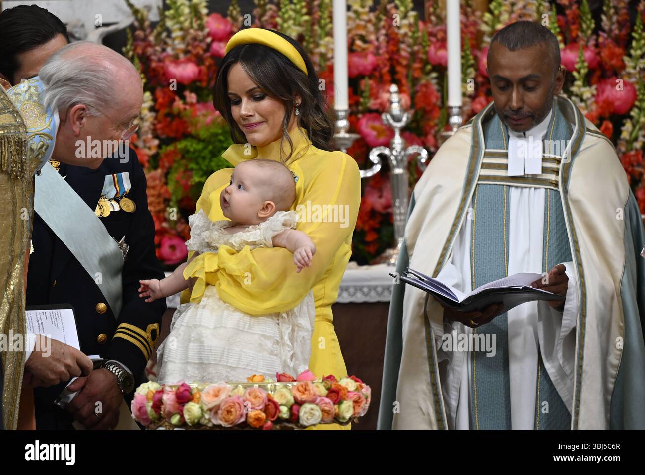 Princess Sofia, Prince Carl Philip arrive with their daughter Princess ...