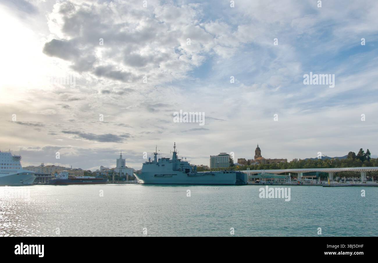 Commissioned 26 june 2000 hi-res stock photography and images - Alamy