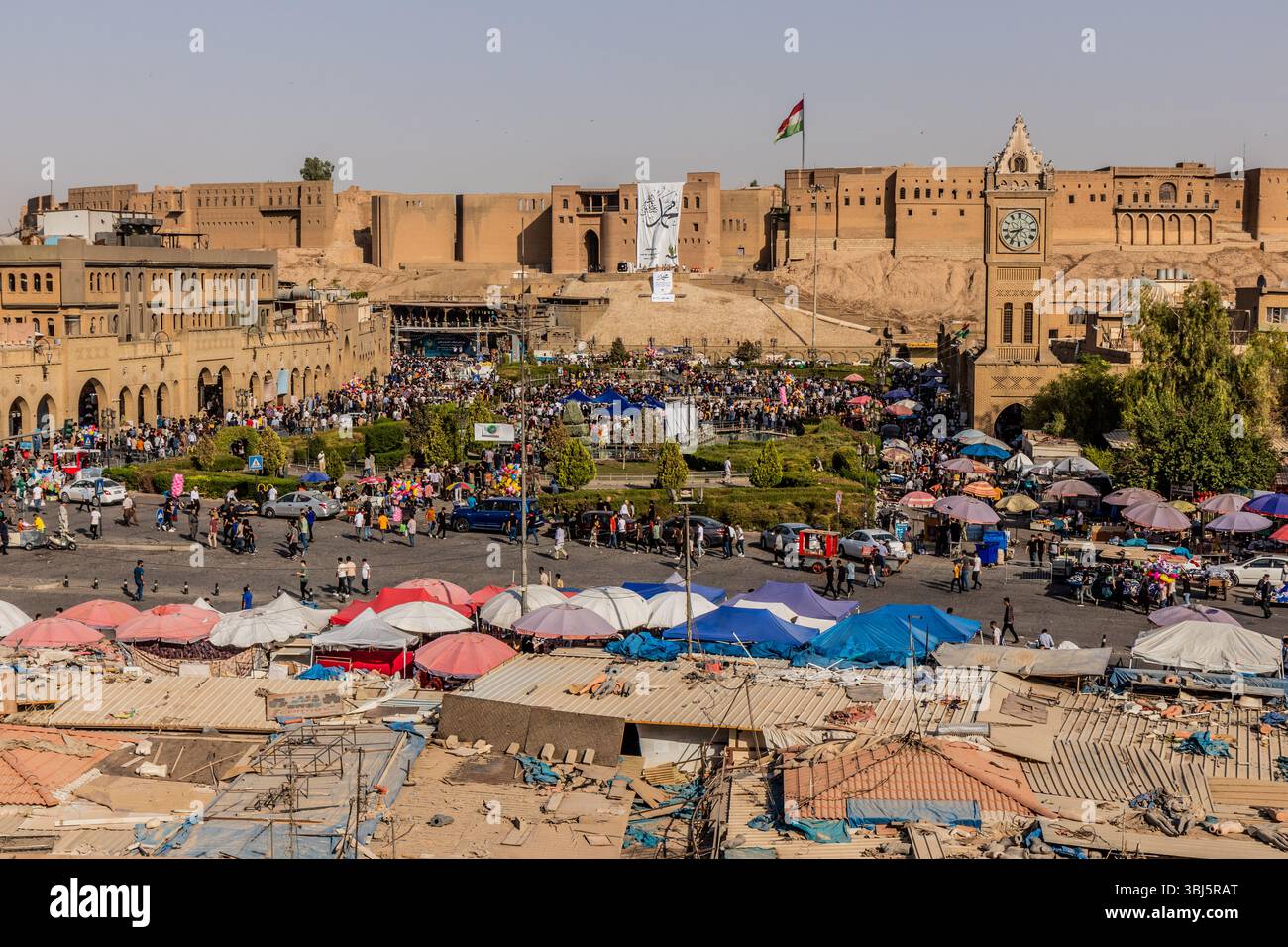 ERBIL, IRAQ - OCTOBER 8, 2022: Citadel walls behind the Bakhi Shar ...