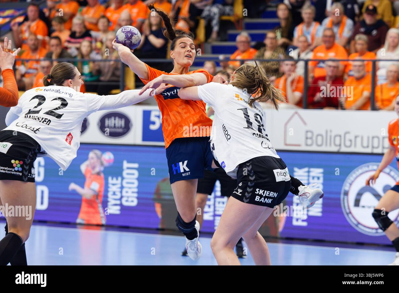 Odense, Denmark. 12th, June 2025. Helena Elver (68) of Odense Handball seen during the ...