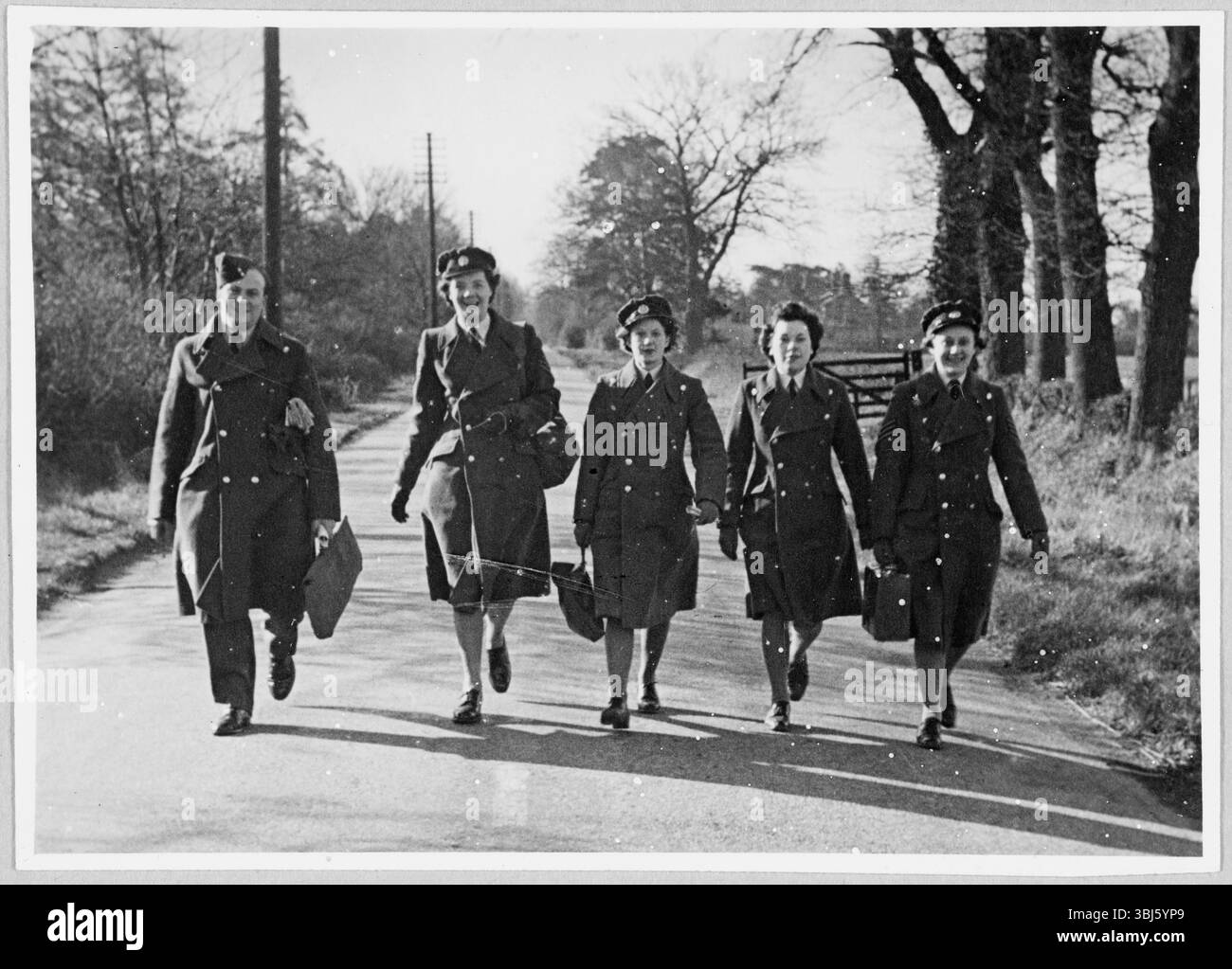 A RAF aviator and four WAAF (Women's Auxiliary Air Force) personnel ...