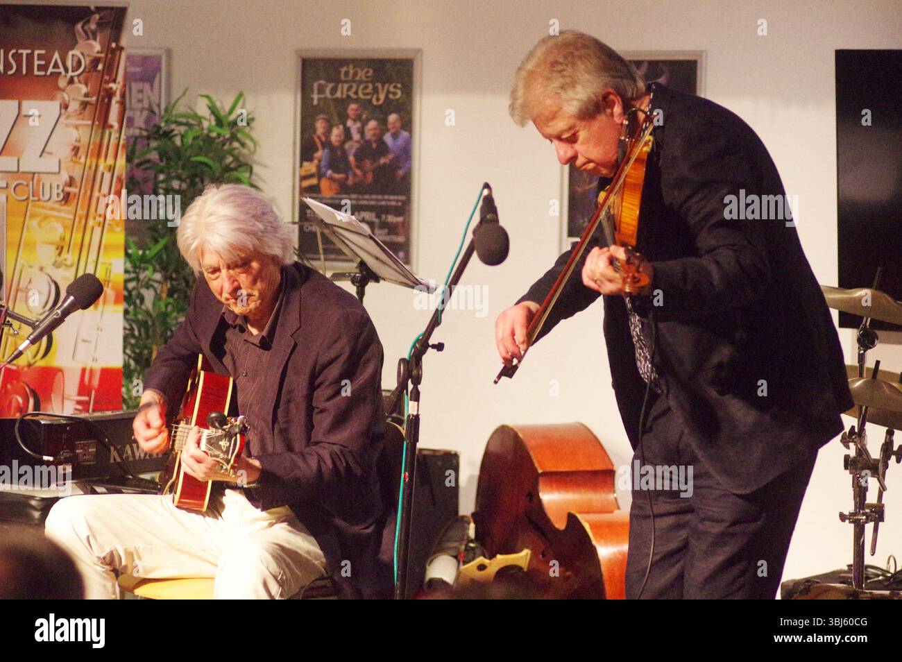 Mike Piggott and Nils Solberg, East Grinstead Jazz Club, Apron Café ...