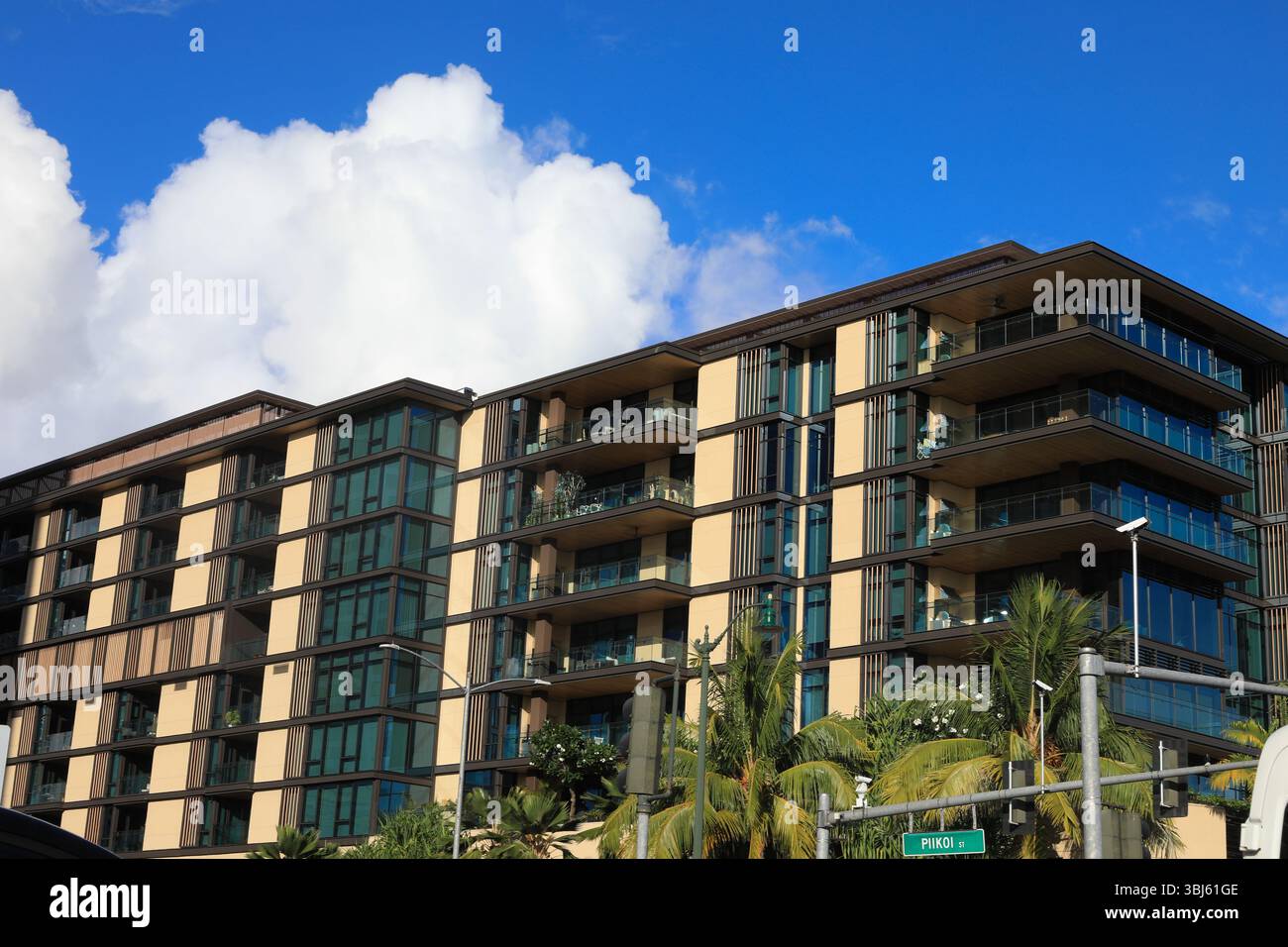Honolulu, USA. January 30, 2025. Bustling street in Honolulu, Hawaii ...