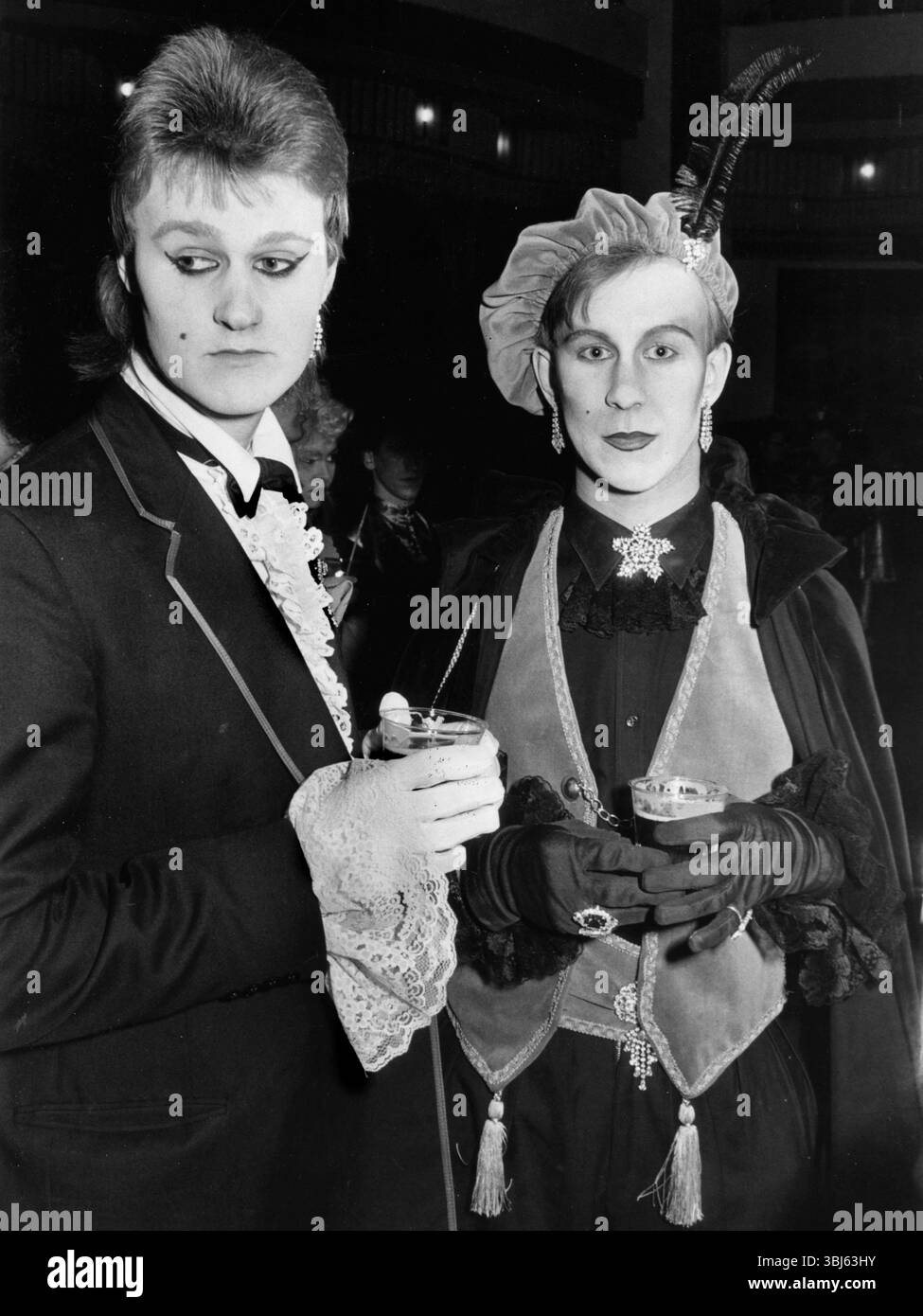 The blitz blitz marilyn Black and White Stock Photos & Images - Alamy
