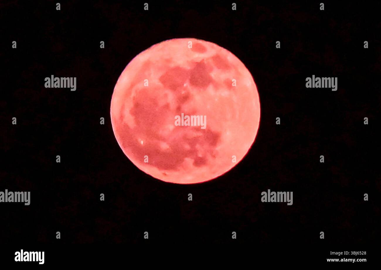 Strawberry moon in the skies in Ajmer. This year’s phenomenon is ...