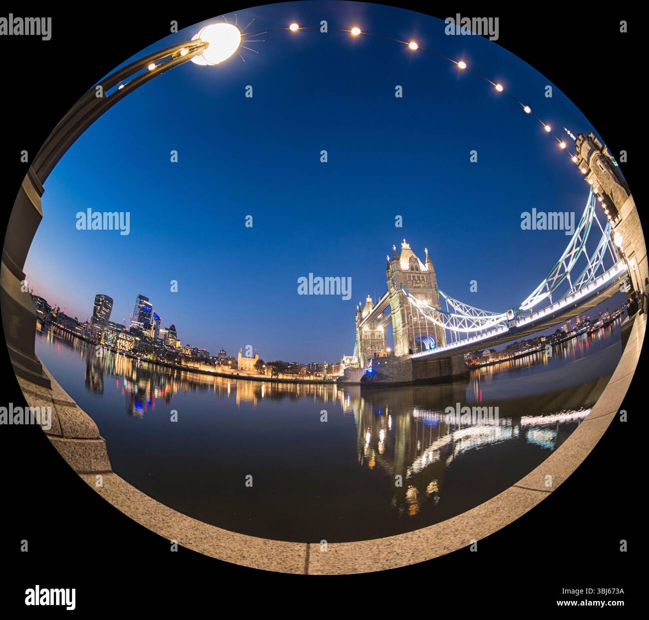 Fish eye sky orb hi-res stock photography and images - Alamy