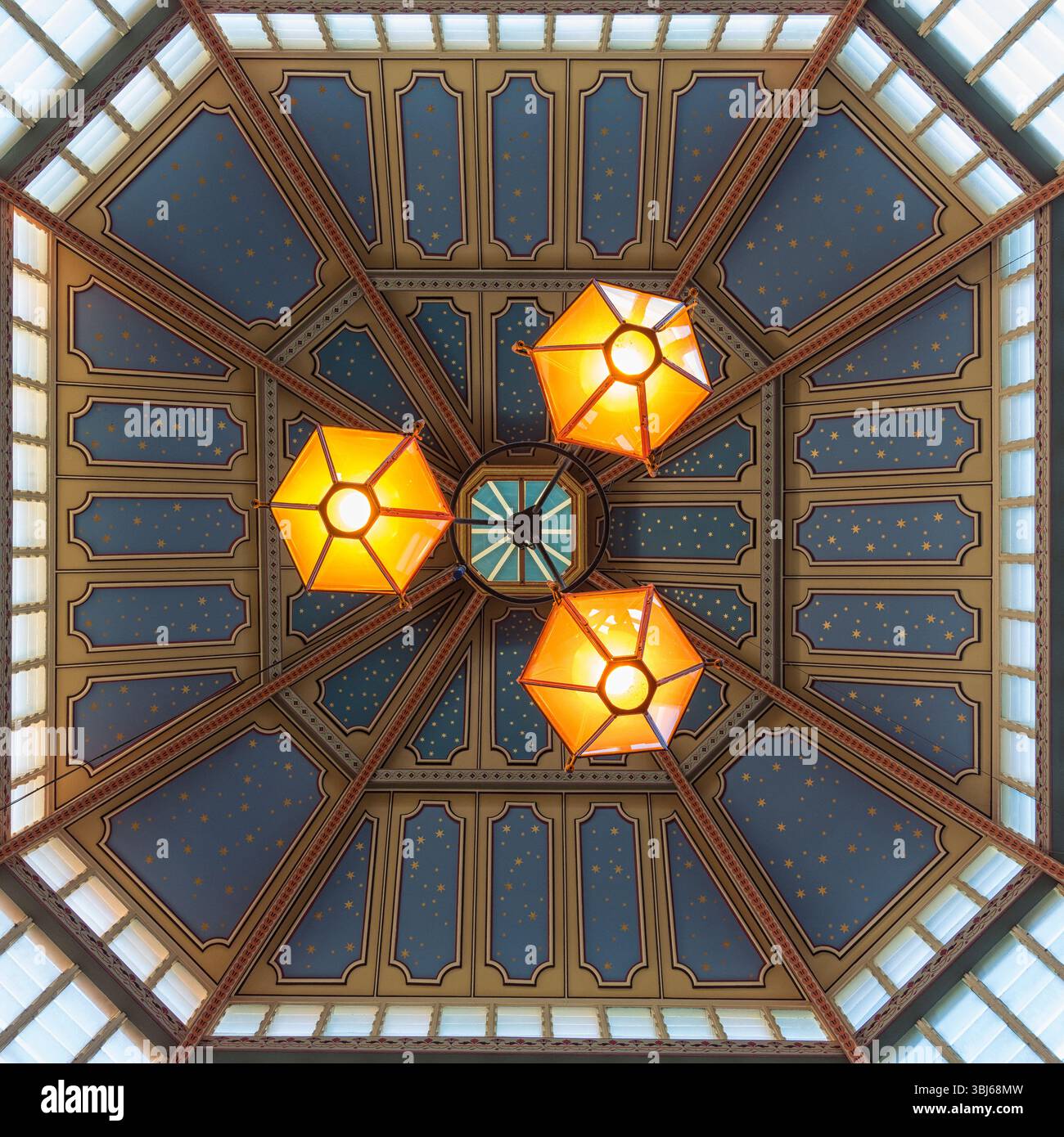 Pretty ceiling light fixture hi-res stock photography and images - Alamy