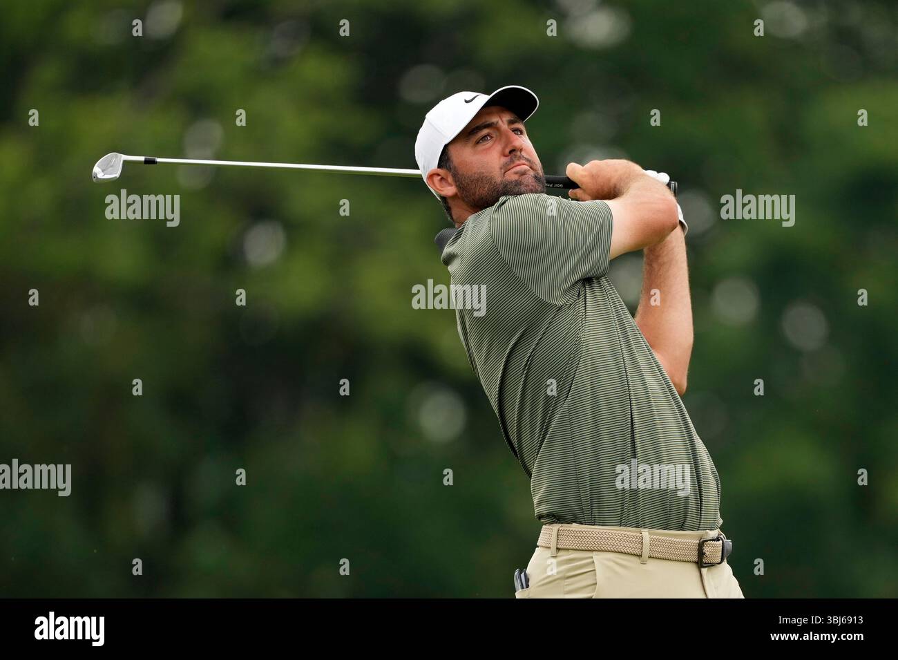 Scottie Scheffler tees off on the 16th hole during the second round of ...