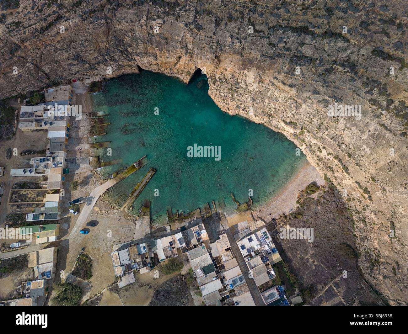 Aerial view jetty lagoon hi-res stock photography and images - Alamy