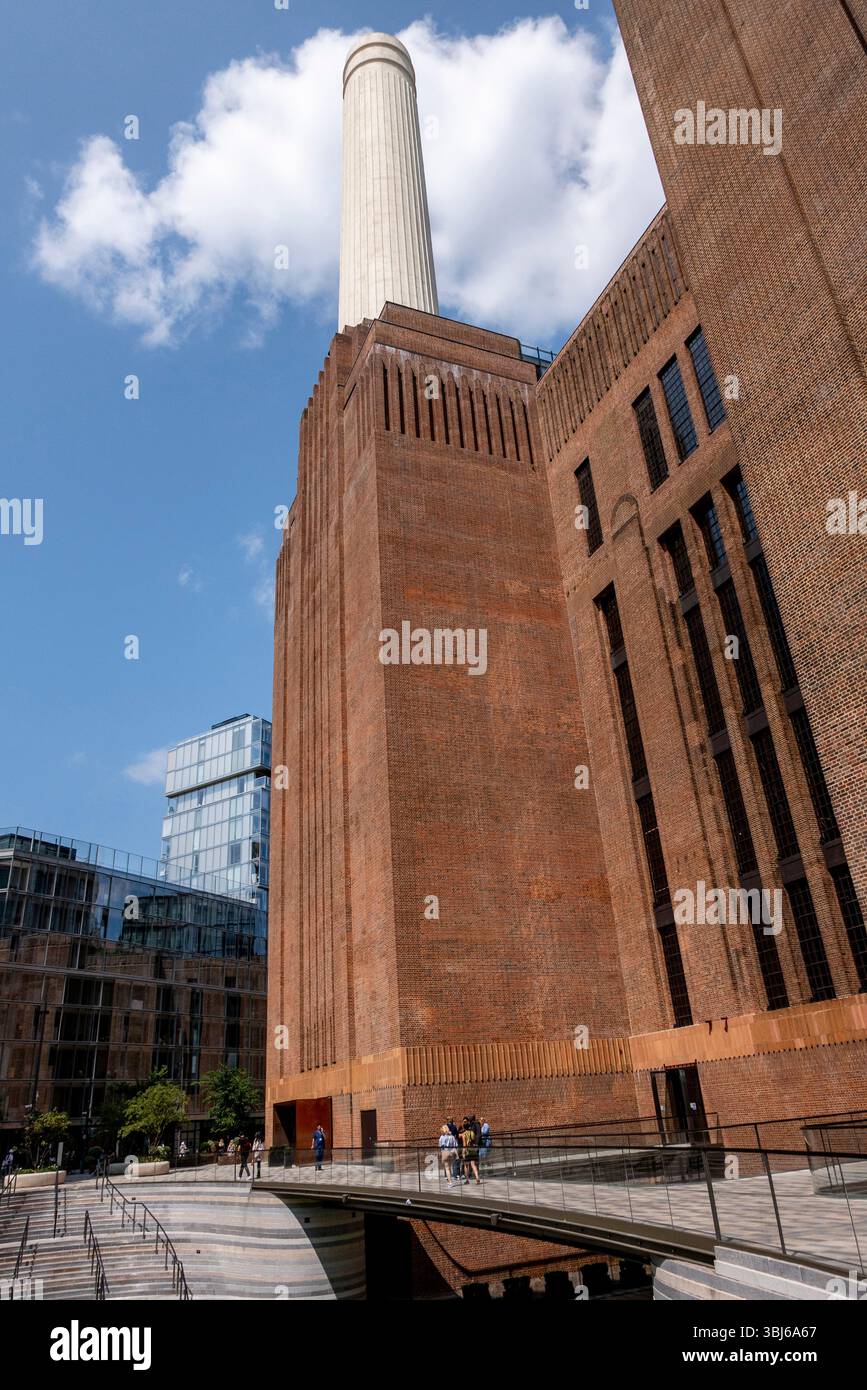 Views of Battersea Power Station in South London, England. Battersea ...