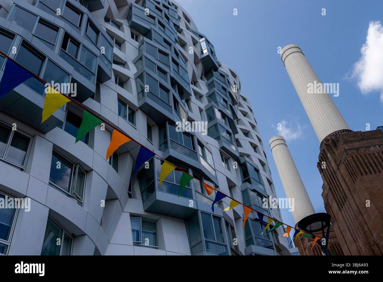 Views of Battersea Power Station in South London, England. Battersea ...