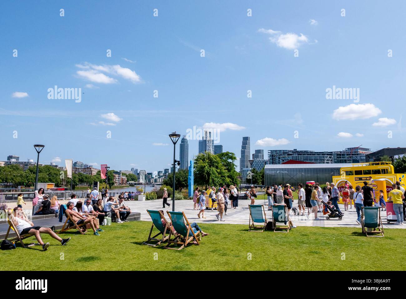Views of Battersea Power Station in South London, England. Battersea ...
