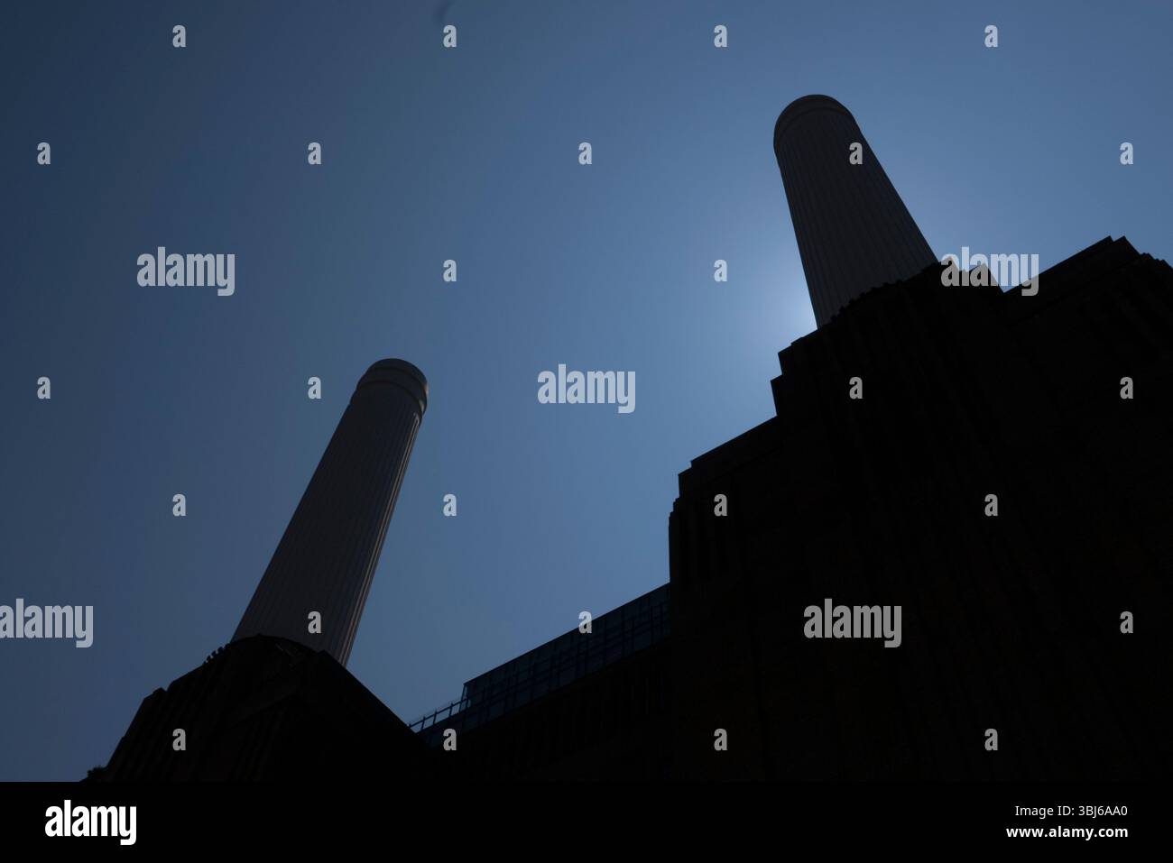 Views of Battersea Power Station in South London, England. Battersea ...