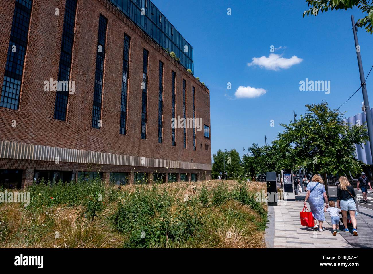 Views of Battersea Power Station in South London, England. Battersea ...