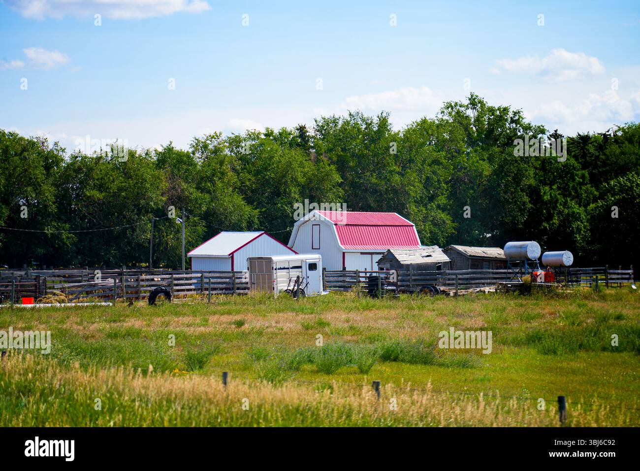 Western canadian prairie hi-res stock photography and images - Alamy