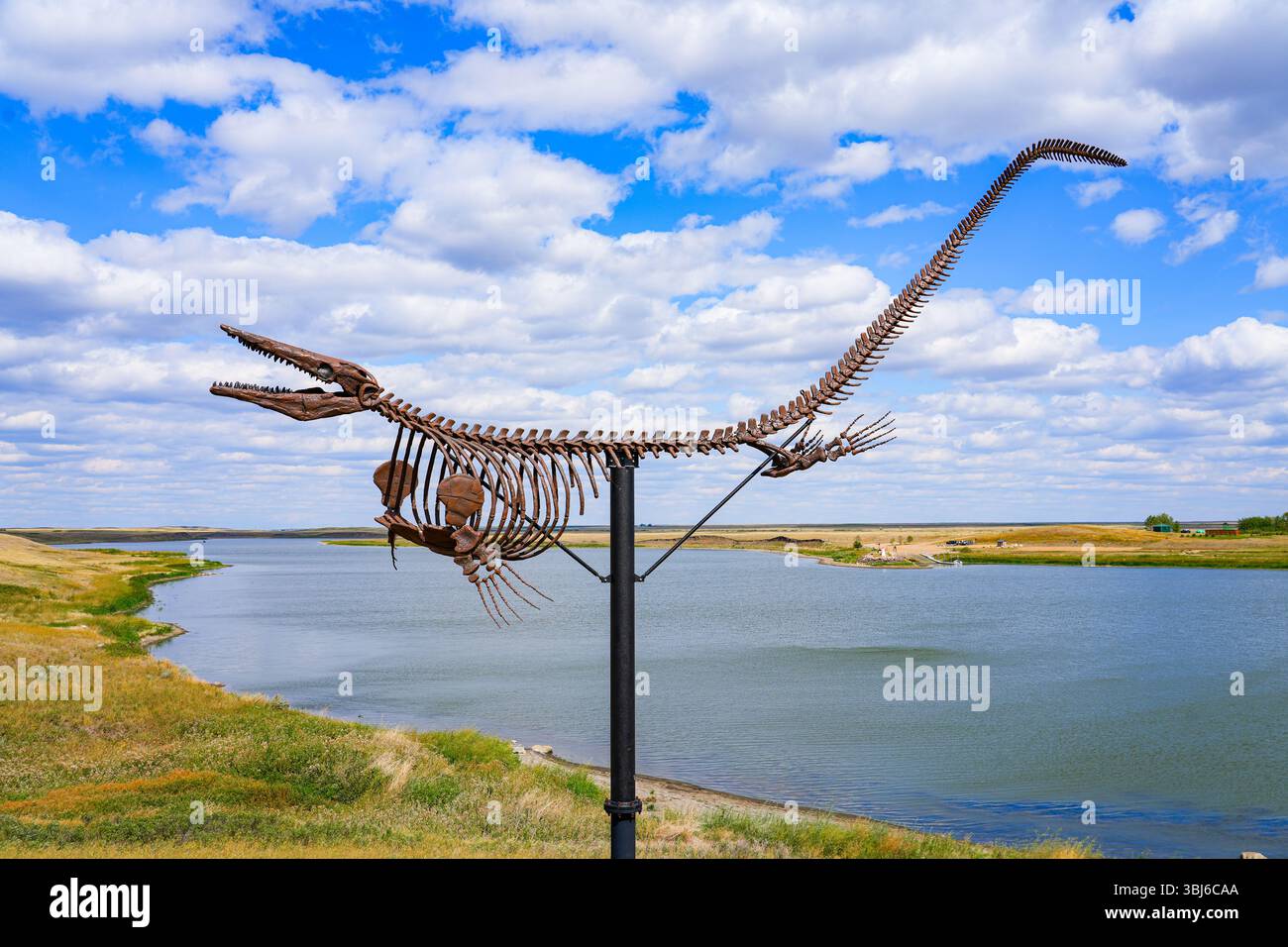 Carolside Mosasaur, a replica of an adult mosasaurus on the shore of ...