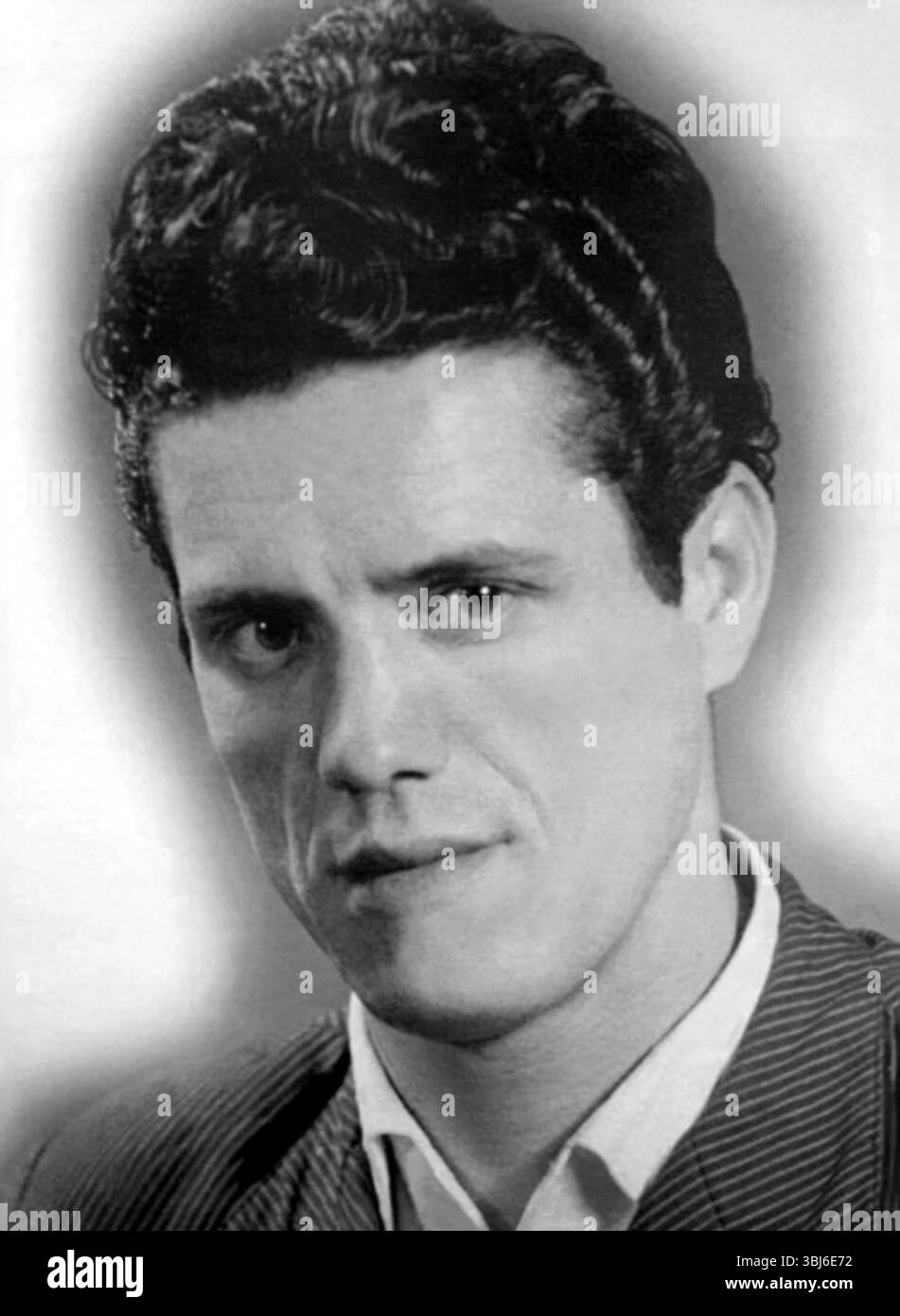 Cantante comico hi-res stock photography and images - Alamy