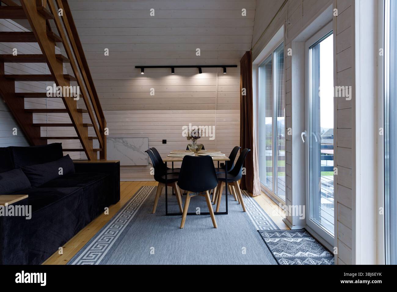 Elegant indoor staircase features hi-res stock photography and images ...