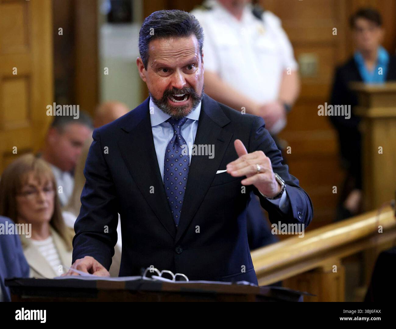 Defense attorney Alan Jackson gives closing arguments in the murder ...