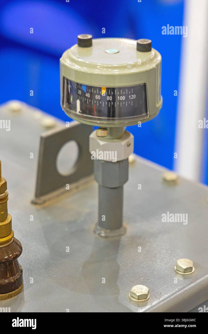 Electric Transformer Oil Temperature Monitoring Gauge Device Stock ...