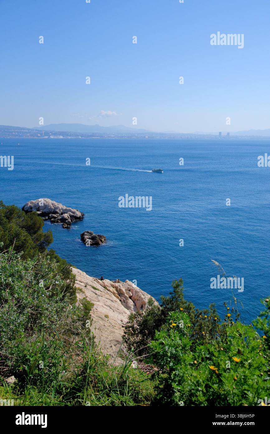 Niolon, village côtier près de Marseille, avec ses paysages marins, la ...