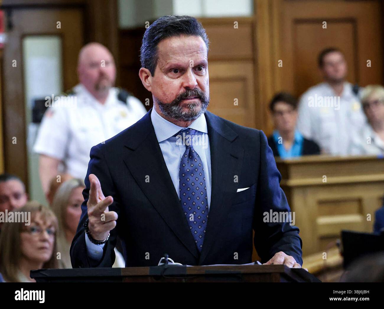 Defense attorney Alan Jackson finishes up his closing arguments in the ...
