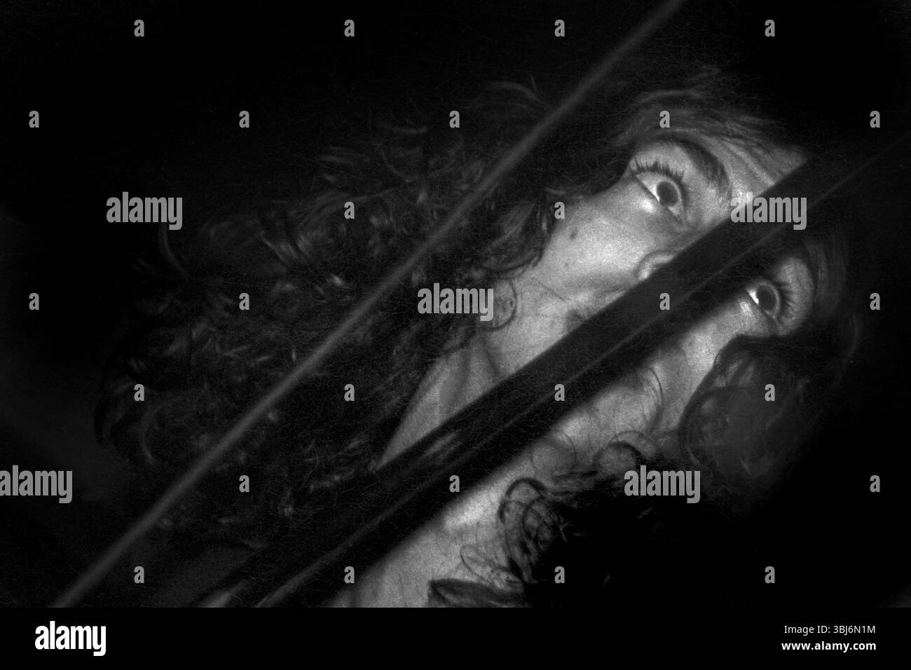 The verve 90s hi-res stock photography and images - Alamy