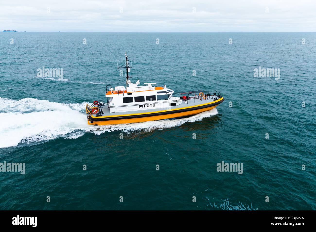 Pilot offshore ship at sea in motion Stock Photo - Alamy