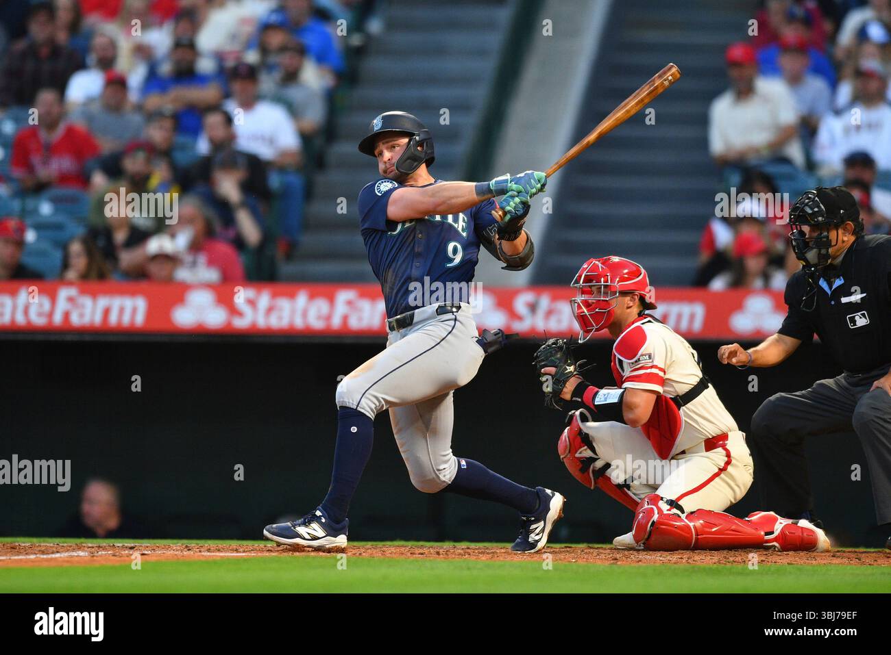 ANAHEIM, CA - JUNE 07: Seattle Mariners third baseman Ben Williamson (9 ...