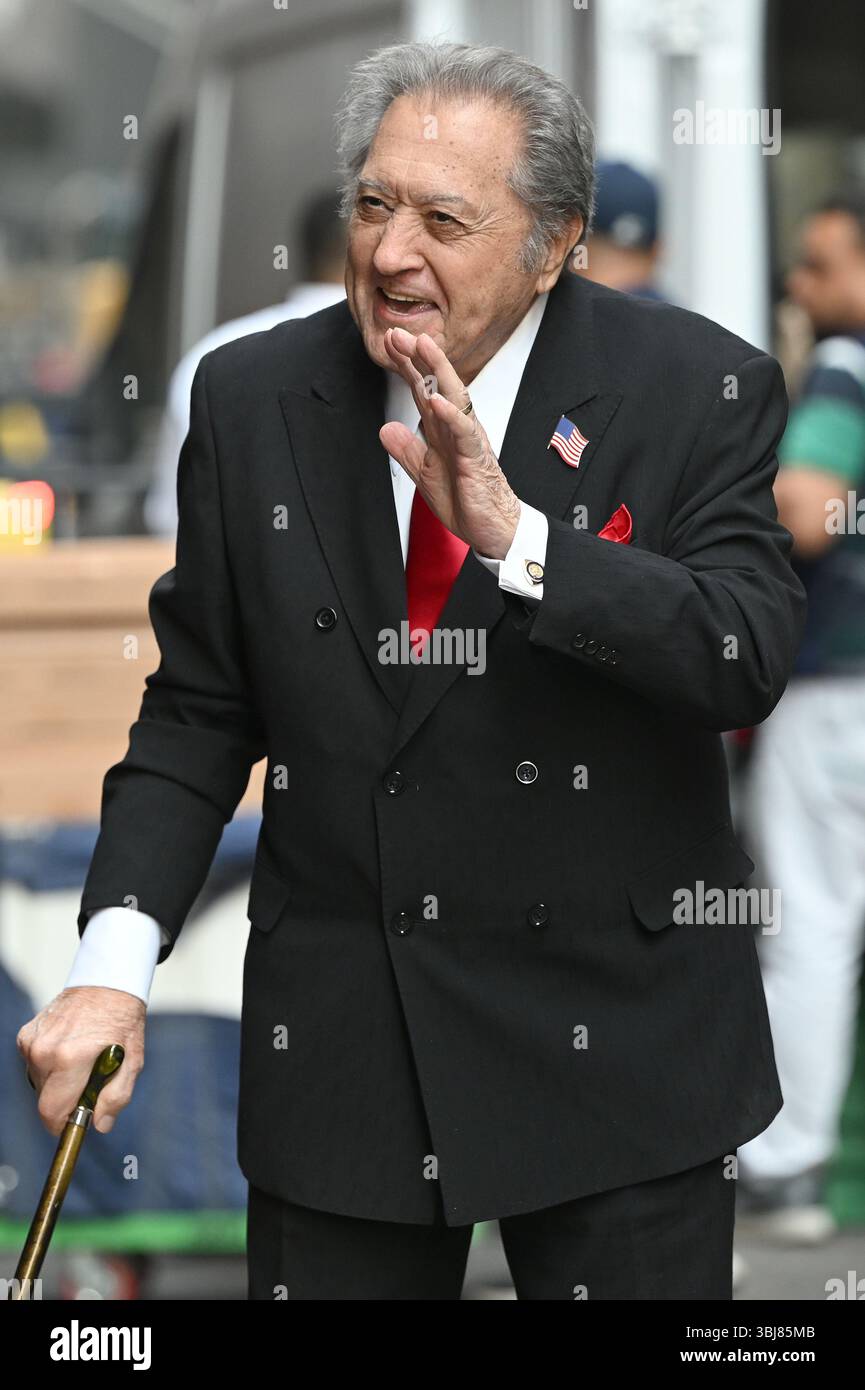 Nelson sardelli hi-res stock photography and images - Alamy