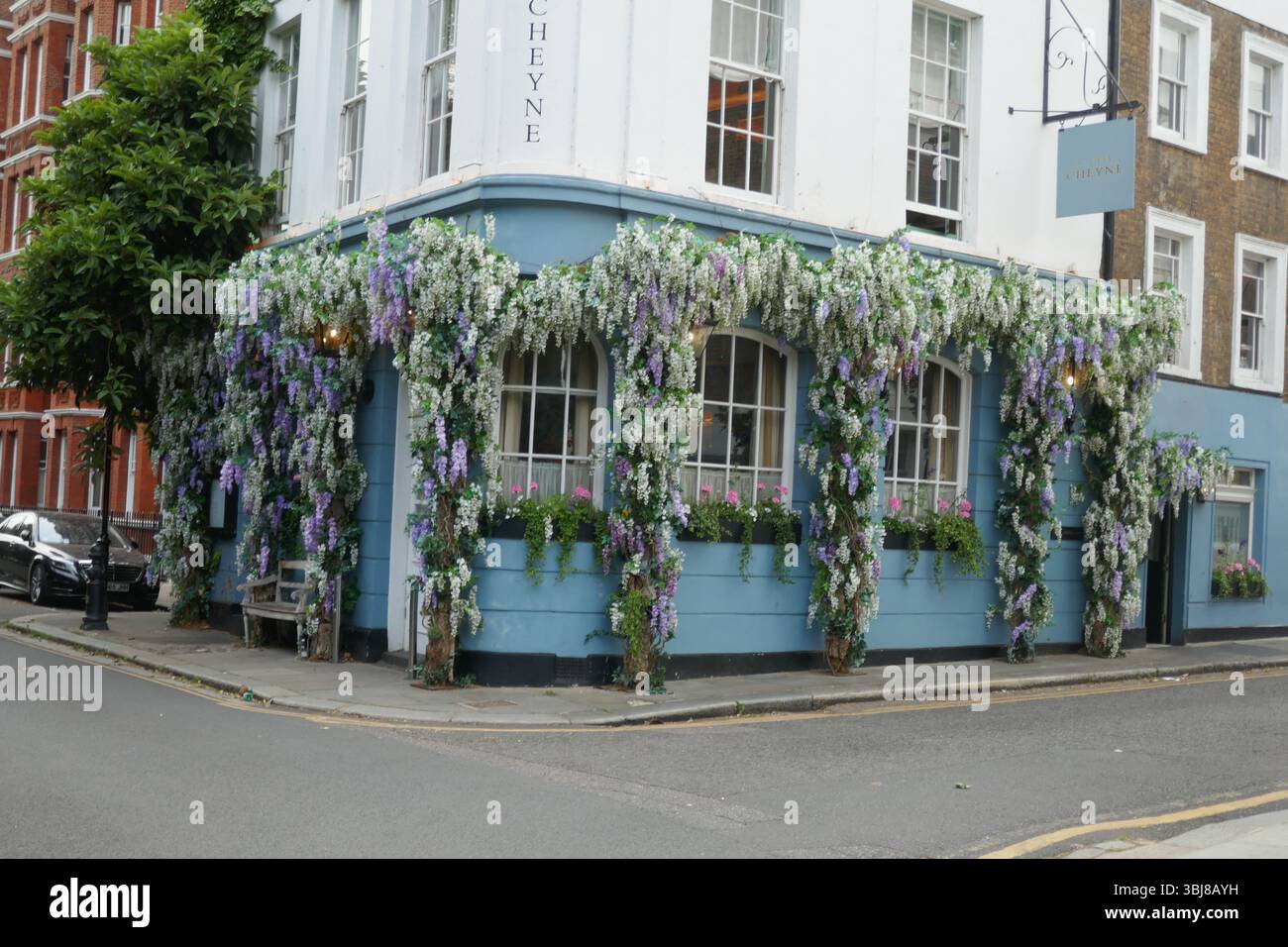London, England 31st May 2025 Flowers on building next to Musician ...
