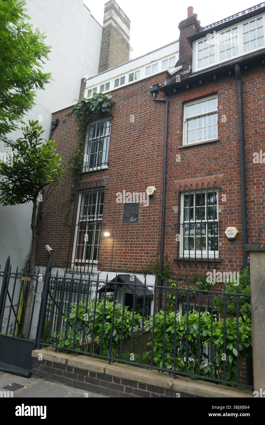 London, England 31st May 2025 Musician Ronnie Wood Former home/house at ...