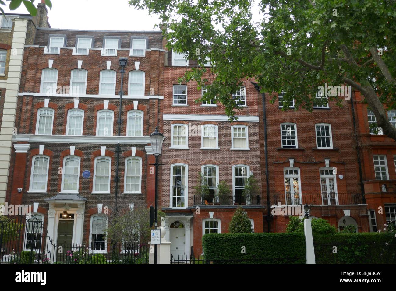 London, England 31st May 2025 Musician Keith Richards Former home/house ...