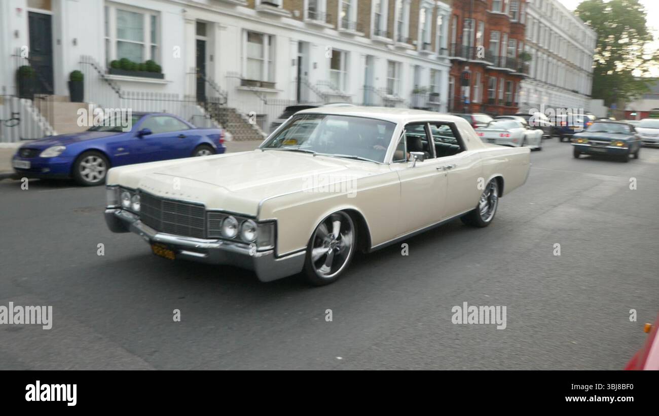 London, England 31st May 2025 Car at Singer/Songwriter Bob Marley ...