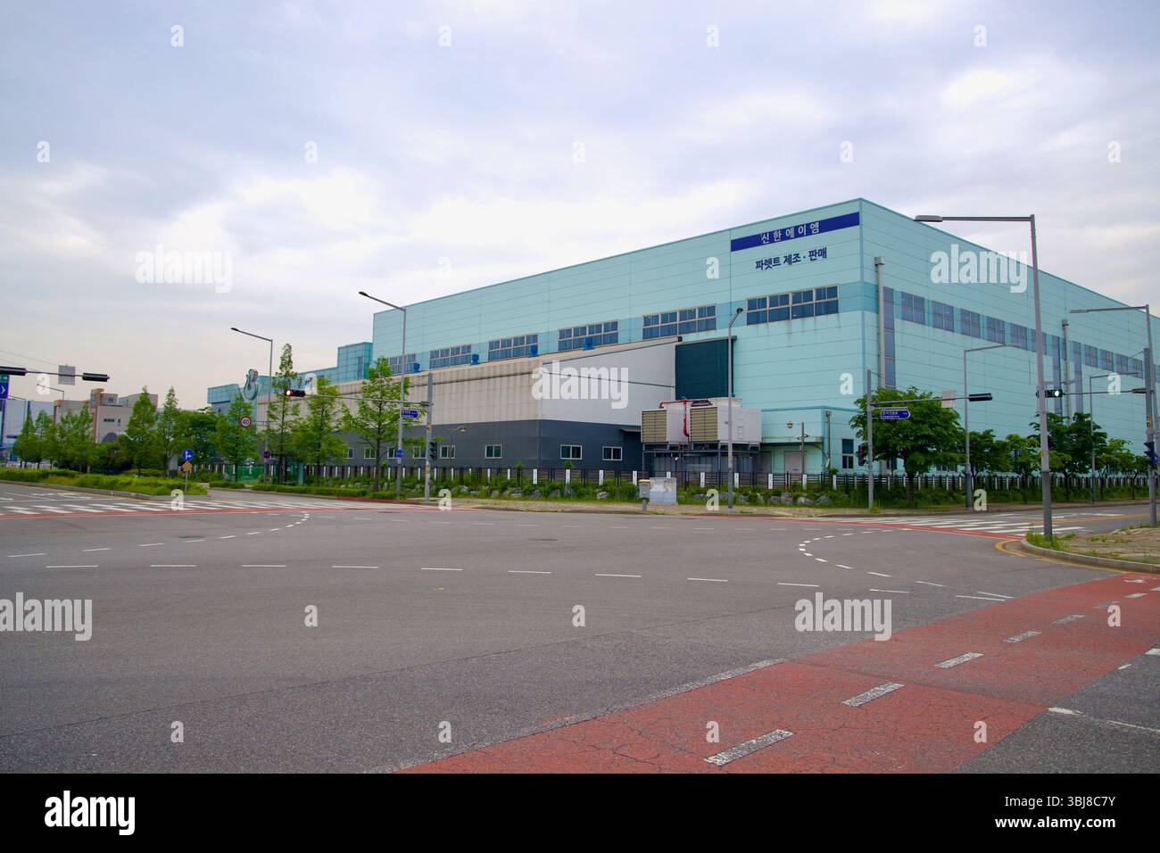 Incheon, South Korea - May 19th 2025: A wide intersection leads toward ...