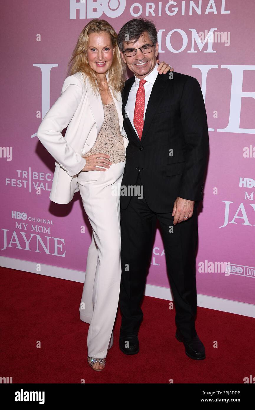 (L-R) Alexandra Wentworth And George Stephanopoulis attend the 'My Mom ...