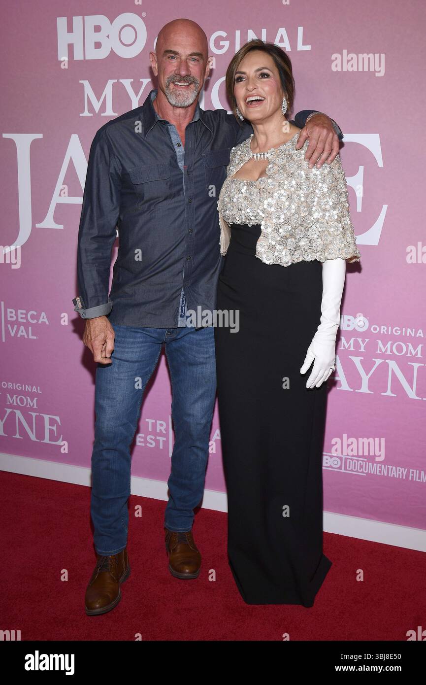 (L-R) Mariska Hargitay and Christopher Meloni attend the 'My Mom Jayne ...