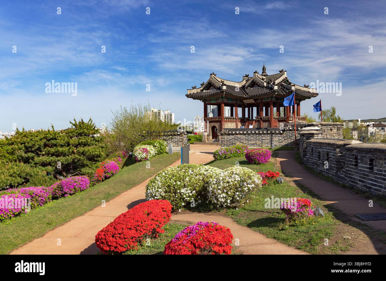 Banghwasuryujeong Pavilion of Hwaseong Fortress (UNESCO World Heritage ...