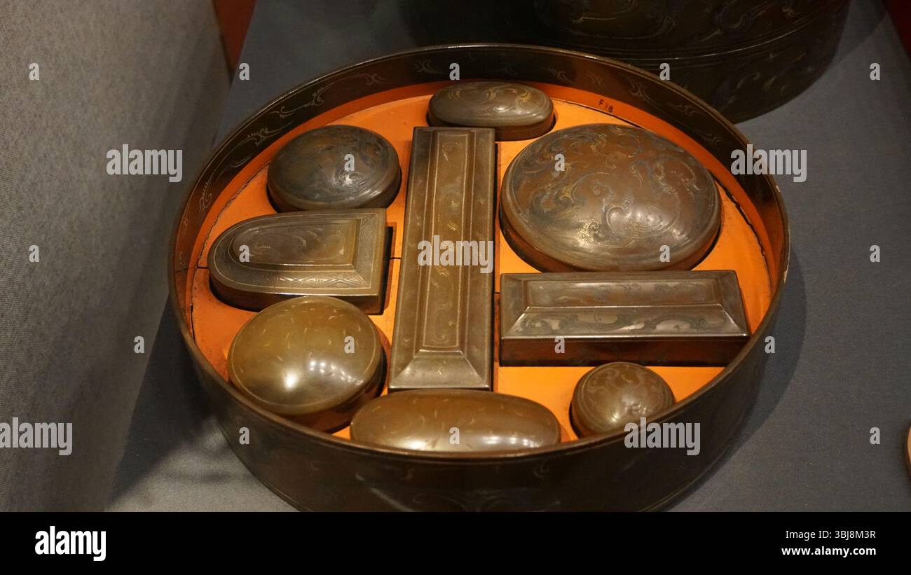Lacquerware Unearthed from the Mawangdui Han Tombs in Changsha, Hunan ...