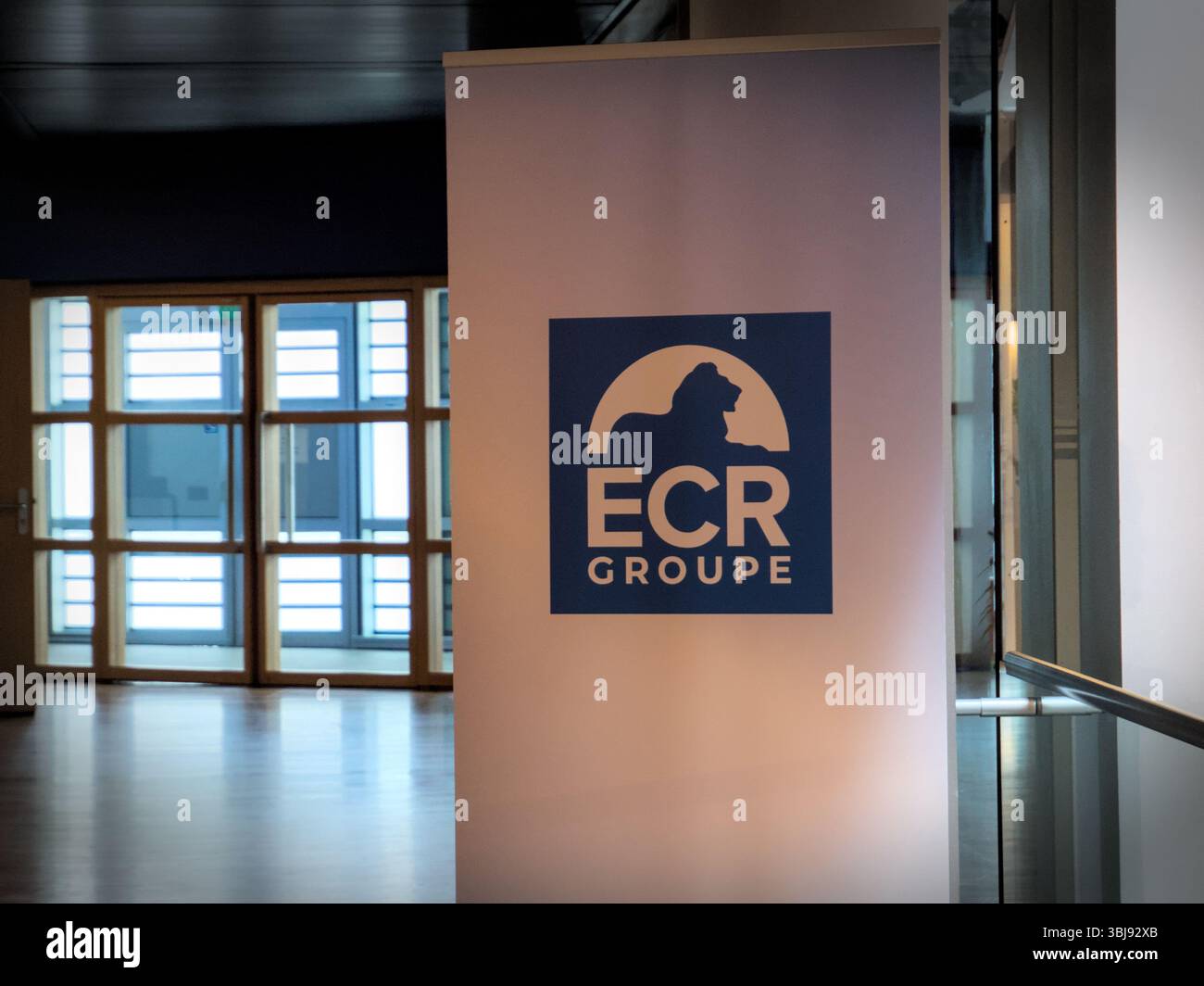 Ecr insignia hi-res stock photography and images - Alamy