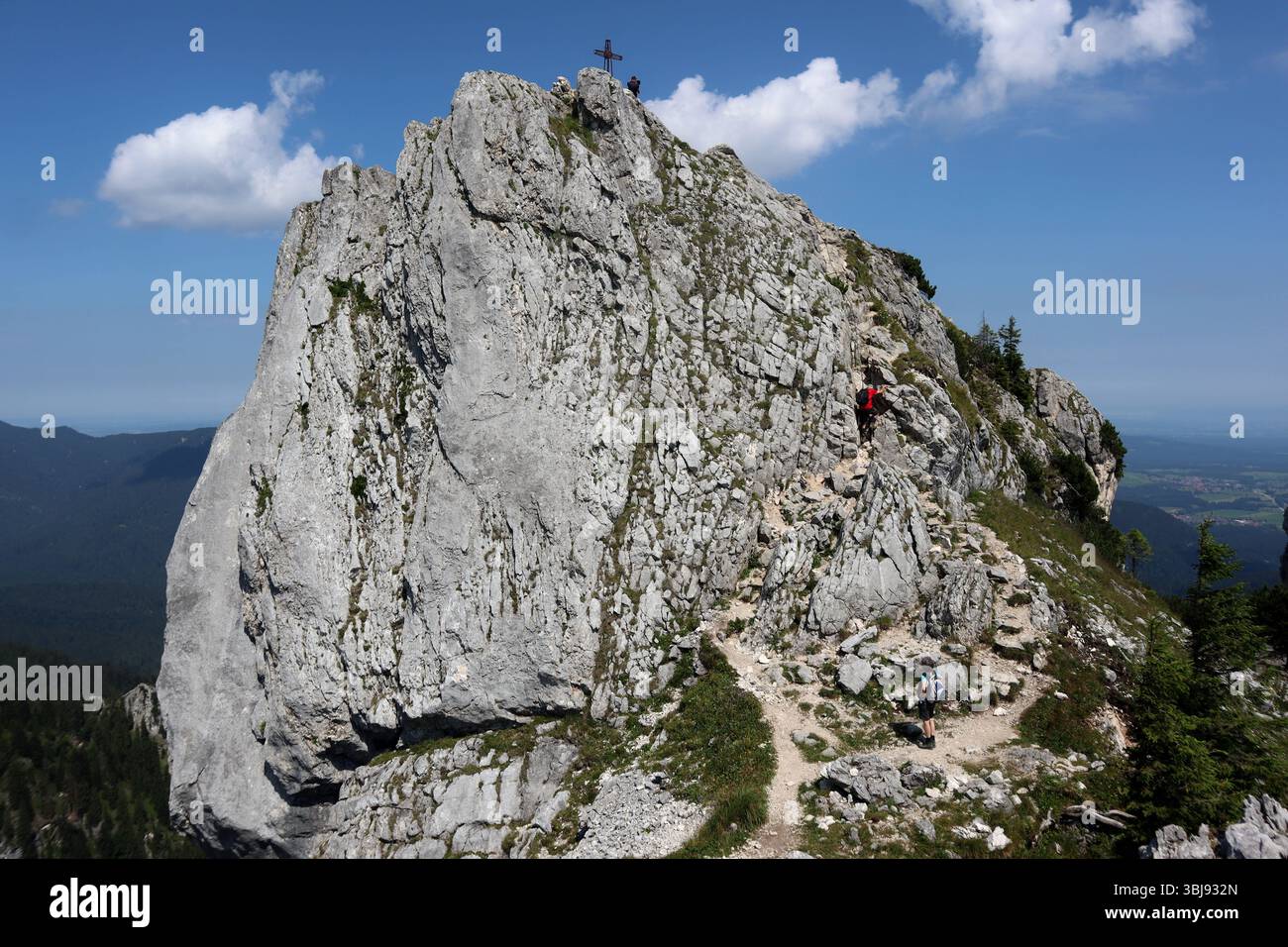 Hier der Blick auf den Teufelstättkopf einem Gipfel in den Ammergauer ...