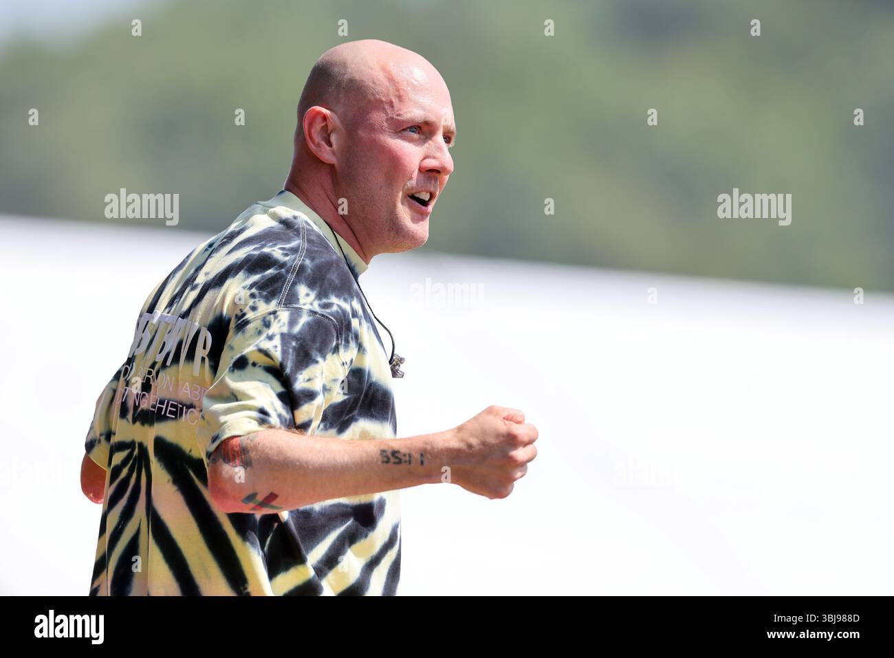 14 June 2025, North Rhine-Westphalia, Oberhausen: Singer Oli P ...