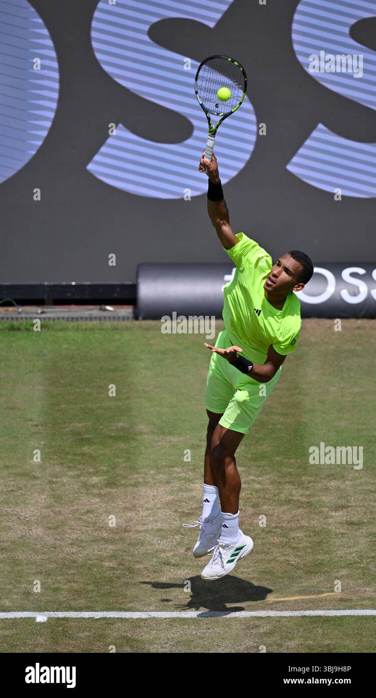 Felix Auger-Aliassime (CAN) Aktion Aufschlag Tennis Herren BOSS Open ...