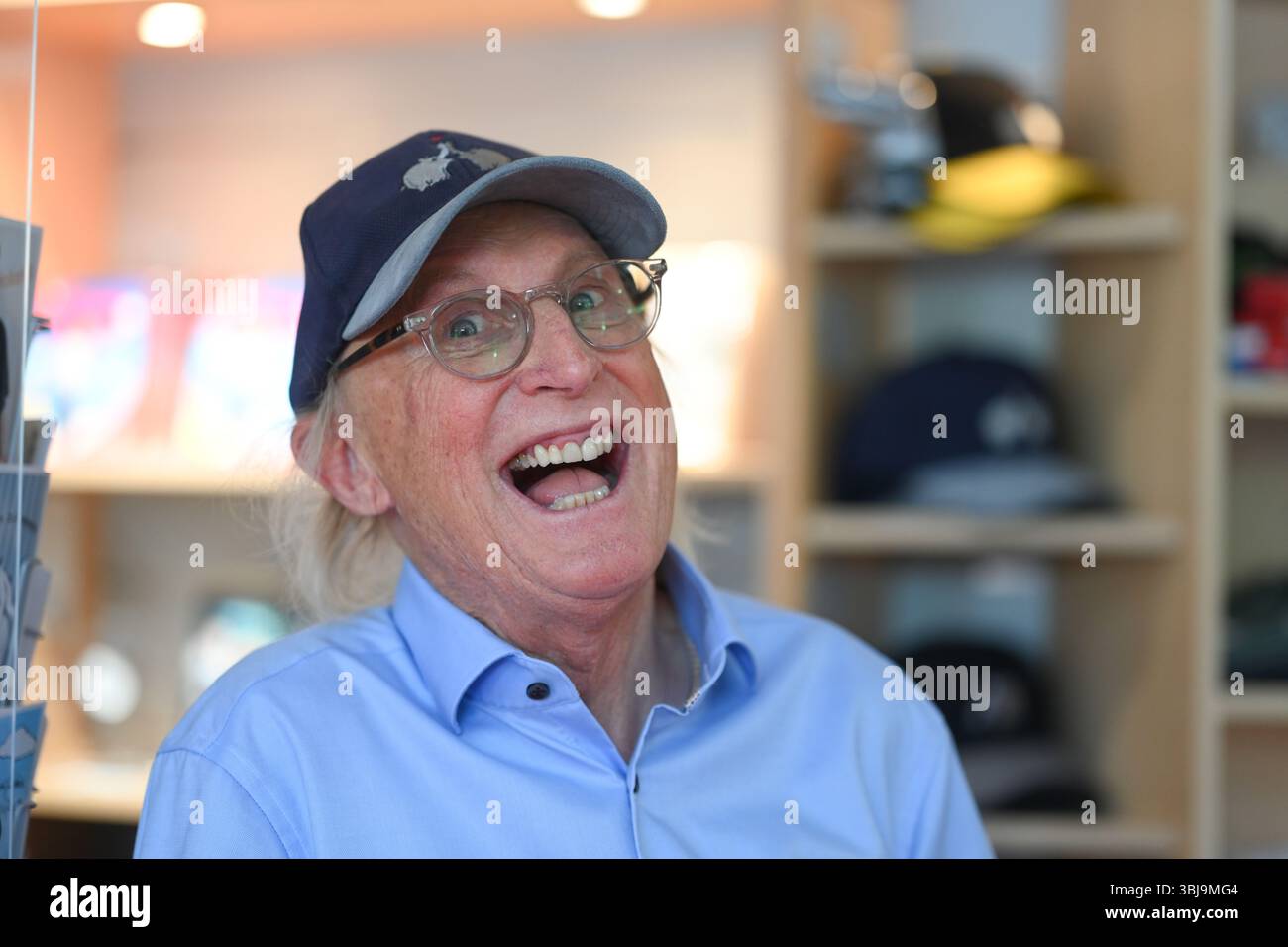 14 June 2025, Lower Saxony, Emden: Otto Waalkes stands in the Otto-Huus ...