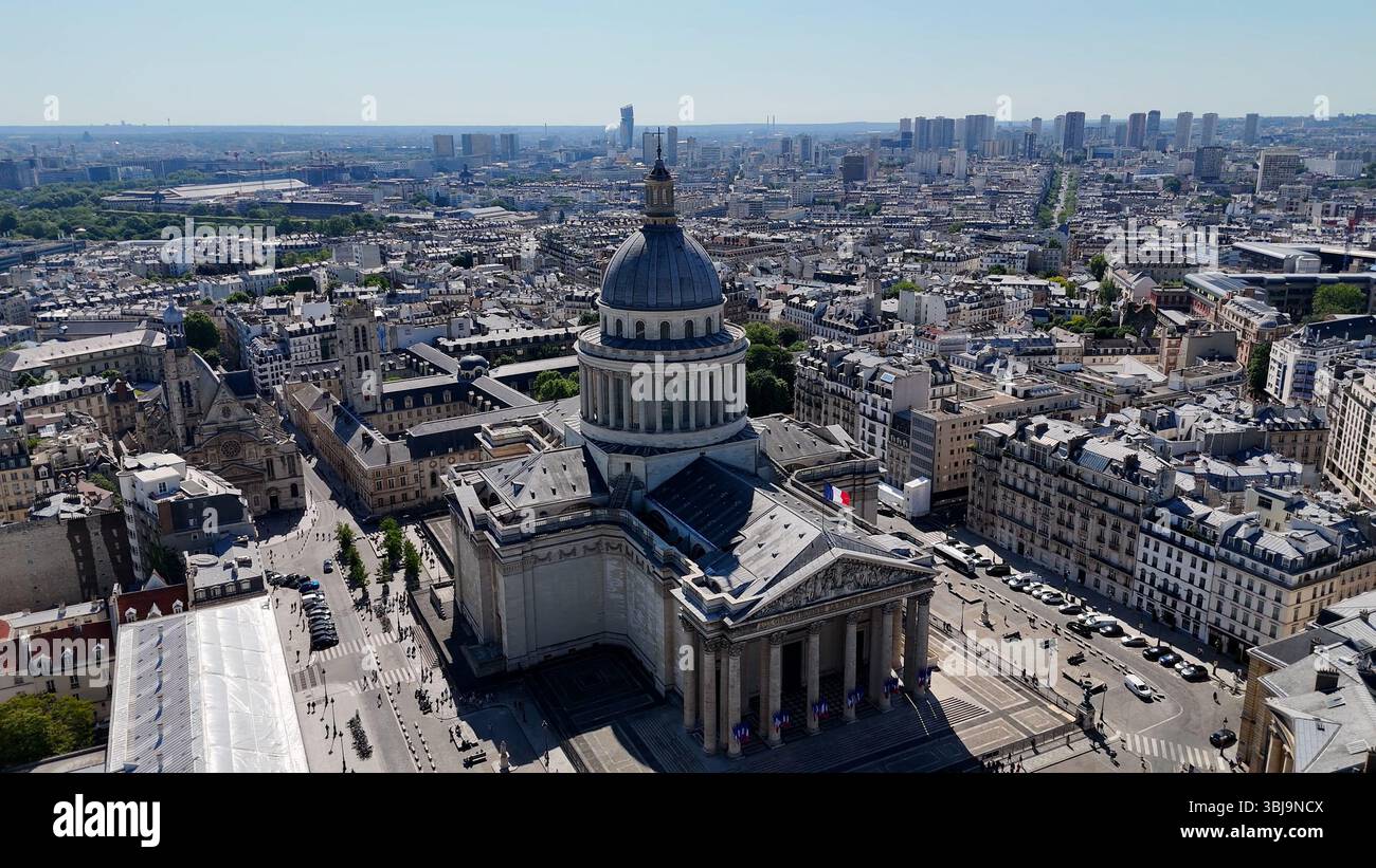Amazing Paris landscape in France. Beautiful Skyline. Tourism Travel ...