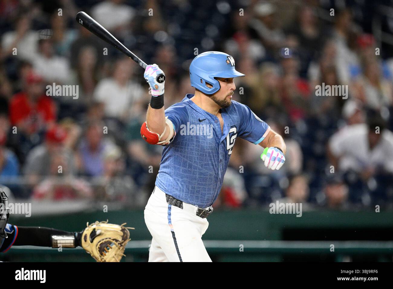 Washington Nationals' Nathaniel Lowe in action during a baseball game ...
