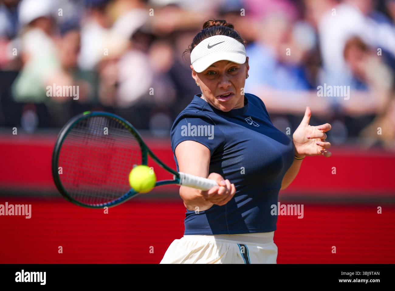 Amanda Anisimova during her match against Qinwen Zheng on day six of ...